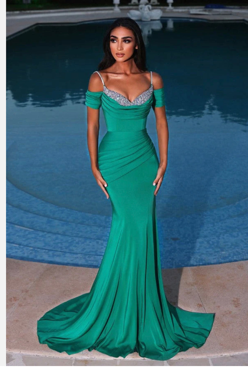 Portia and Scarlett 23419 – G. Marie's